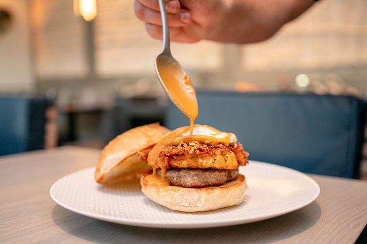 Seawell Fish N 'Oyster lanza el brunch semanal de arrastre de domingo